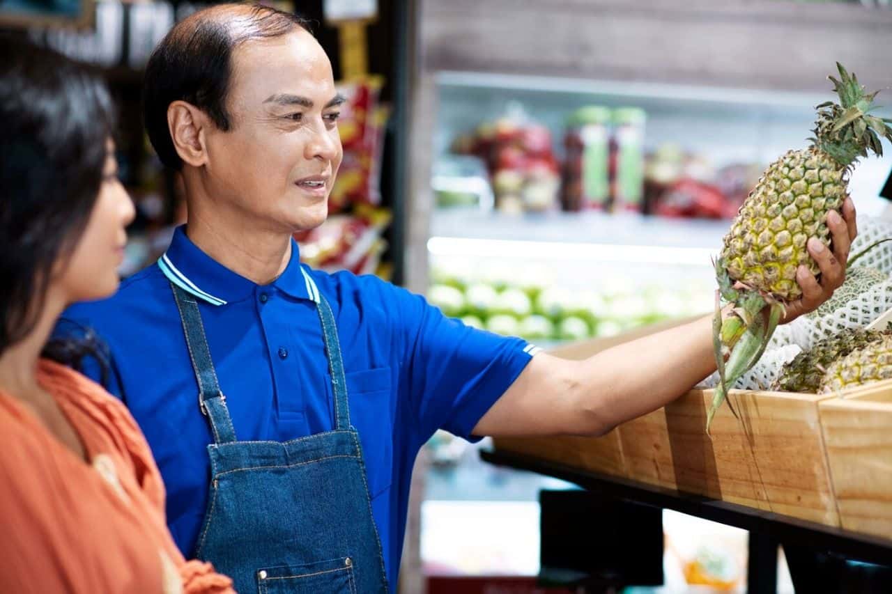Pahami Apa Itu Store Boy, Tugas-Tugas, dan Besaran Gajinya! | Dealls