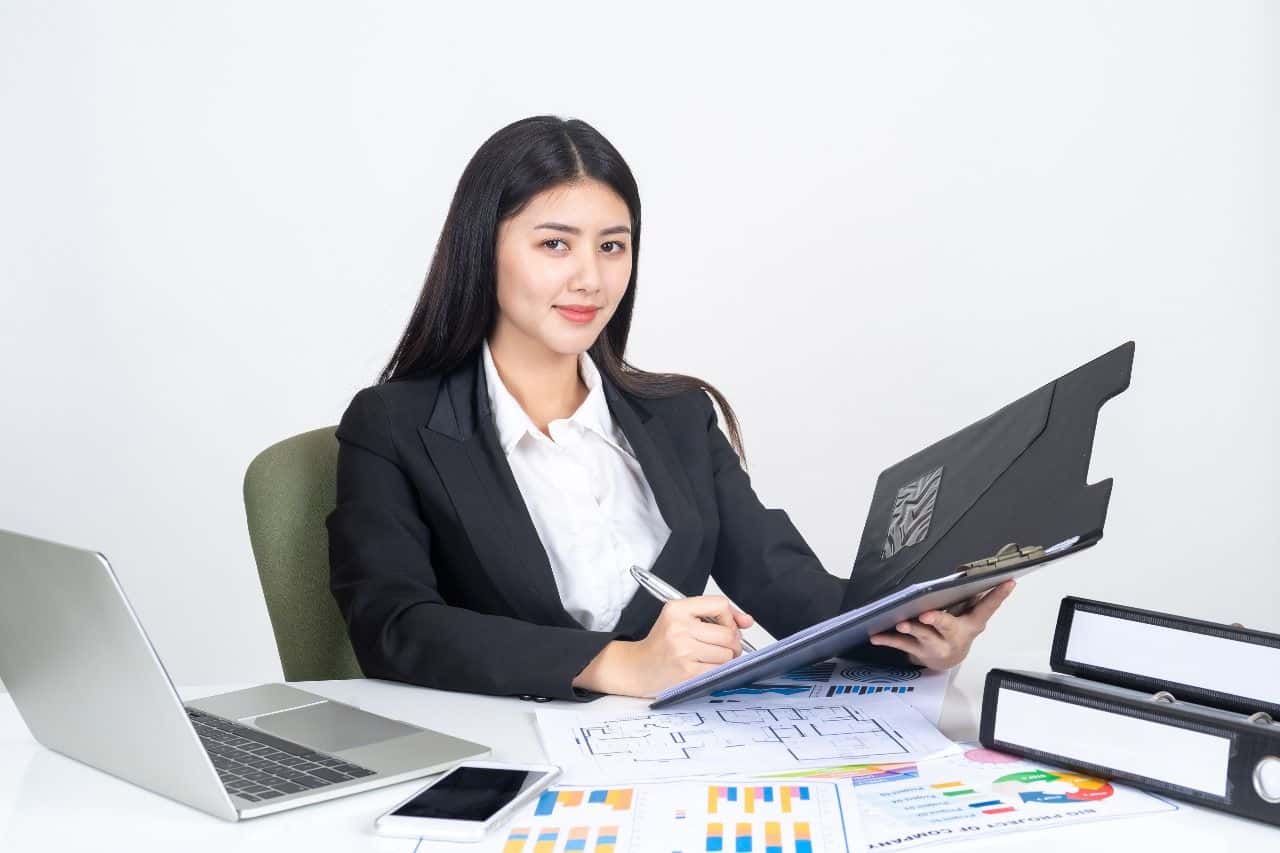 Apa Itu Admin HR? Ini Tugas hingga Skill yang Dibutuhkan | Dealls