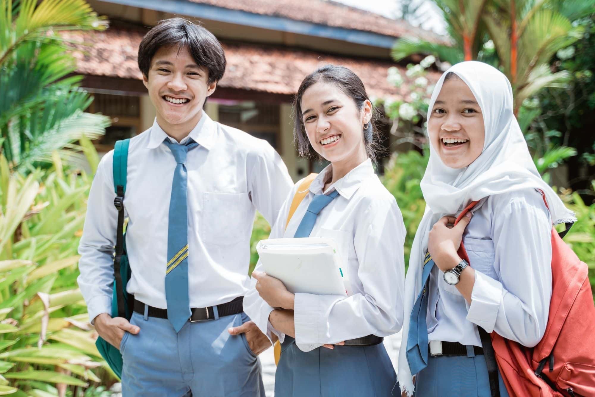 Lulusan SMA Bisa Kerja Apa? Ini 10 Pekerjaan yang Bisa Dicoba | Dealls