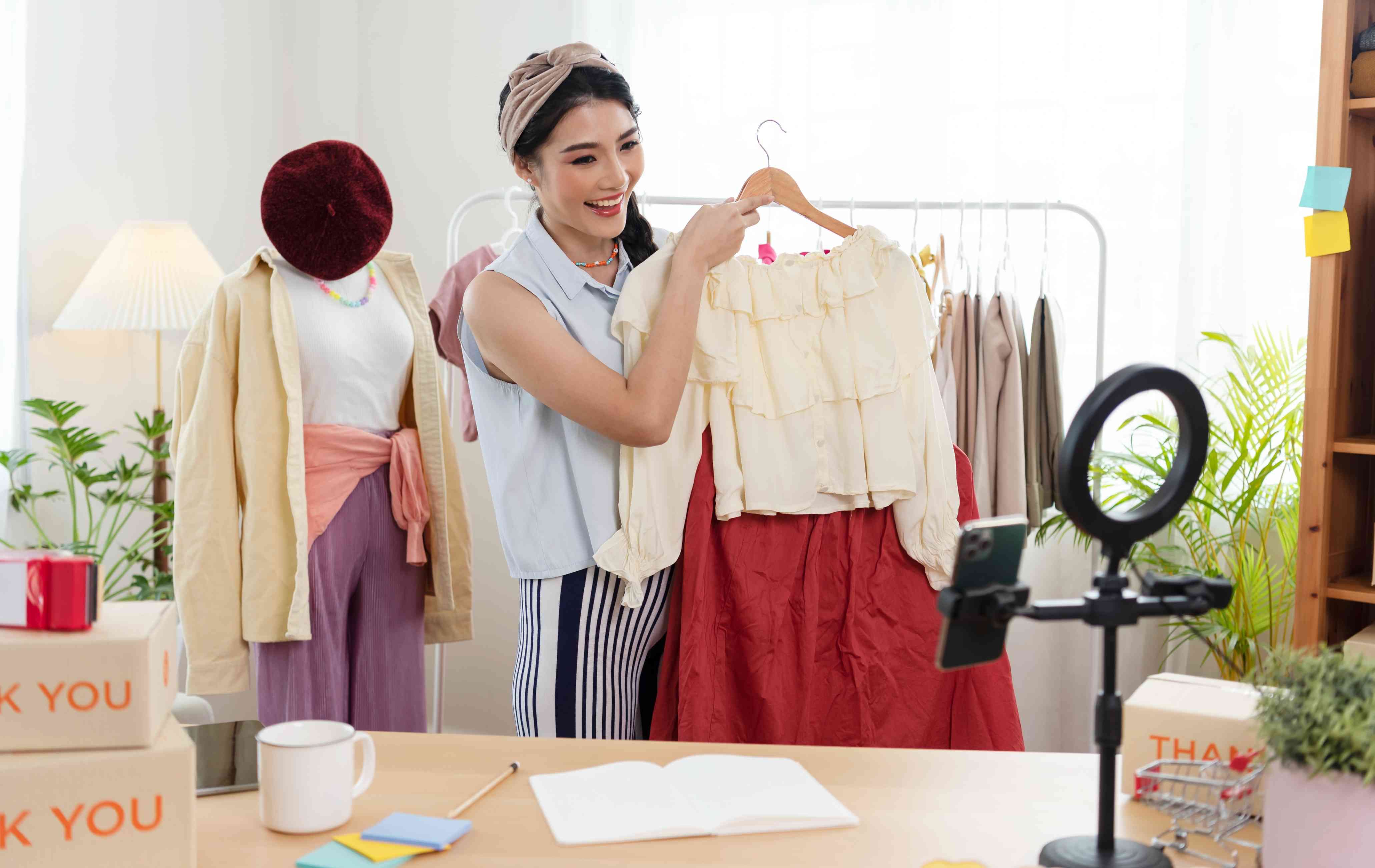 Apa Itu Fashion Stylist? Profesi Seru yang Banyak Diminati | Dealls
